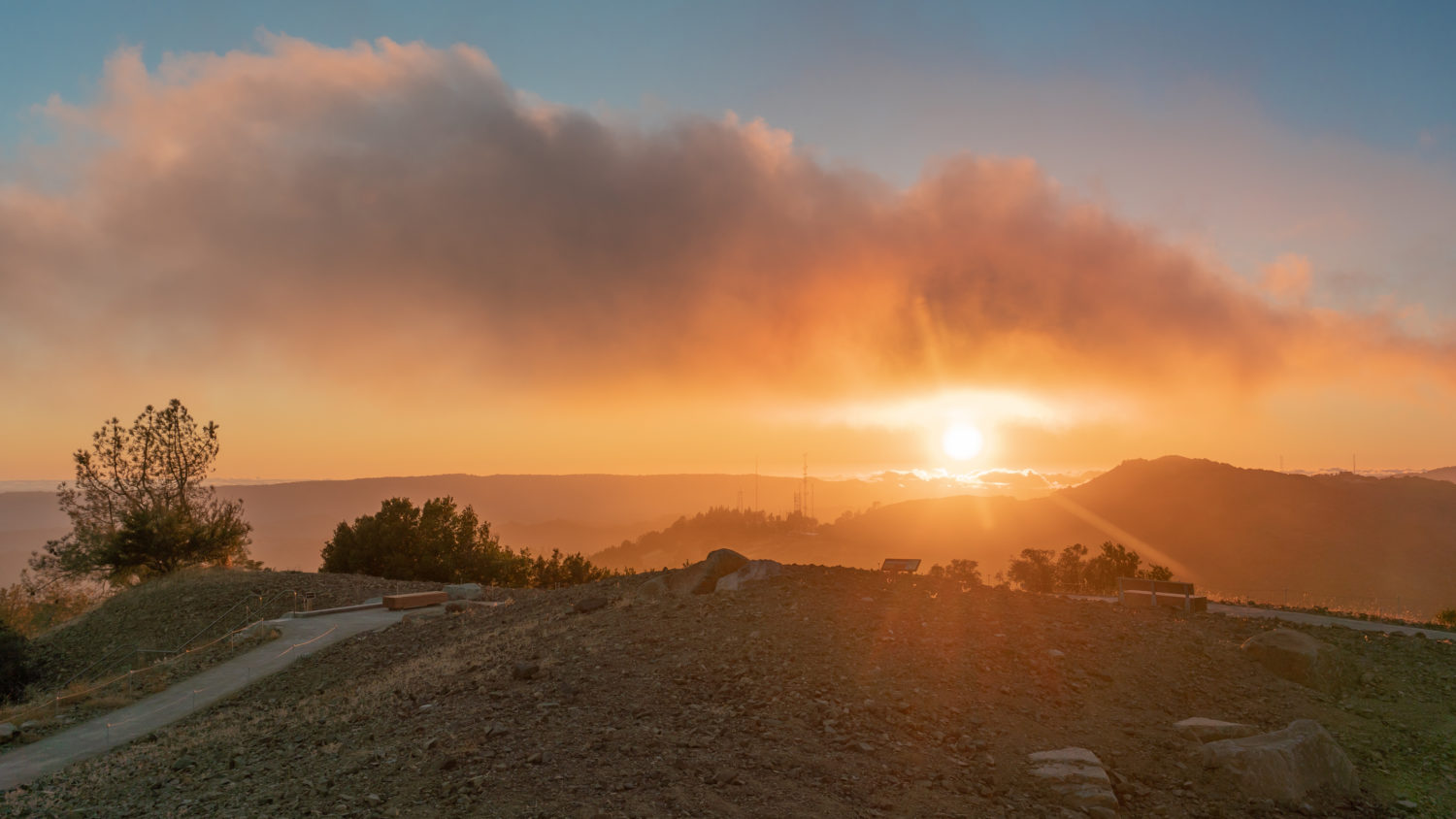 Mount Umunhum | Modern Hiker