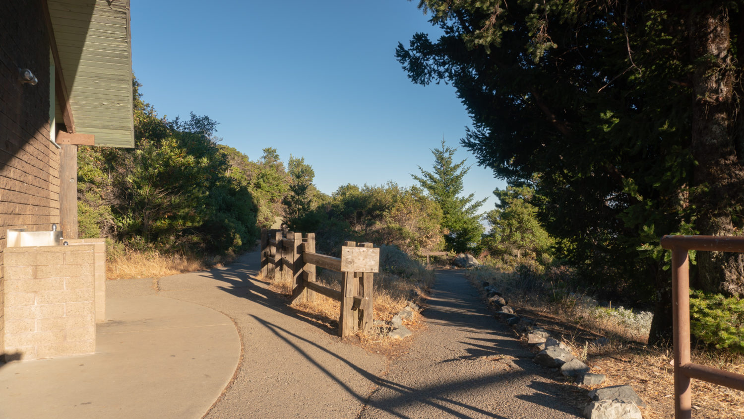 Verna Dunshee Trail and Gardiner Fire Lookout in Mount Tamalpais State ...
